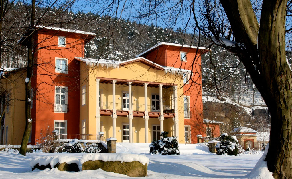 Parkhotel Bad Schandau — Urlaub in deiner Stadt